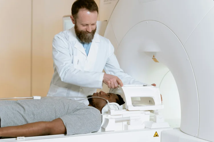 Meet the MRI Machine: Here’s How It Works — Bloodworks Lab Inc. | Repro ...
