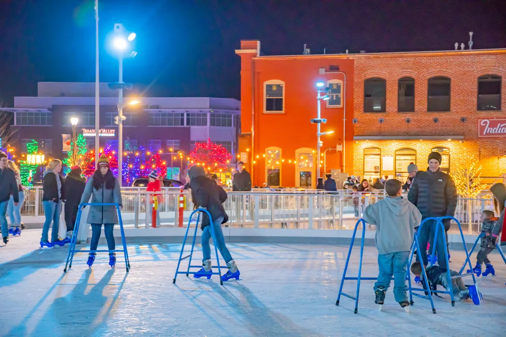 Ice Skating at the Plaza & What to Expect! — Indian Creek Plaza