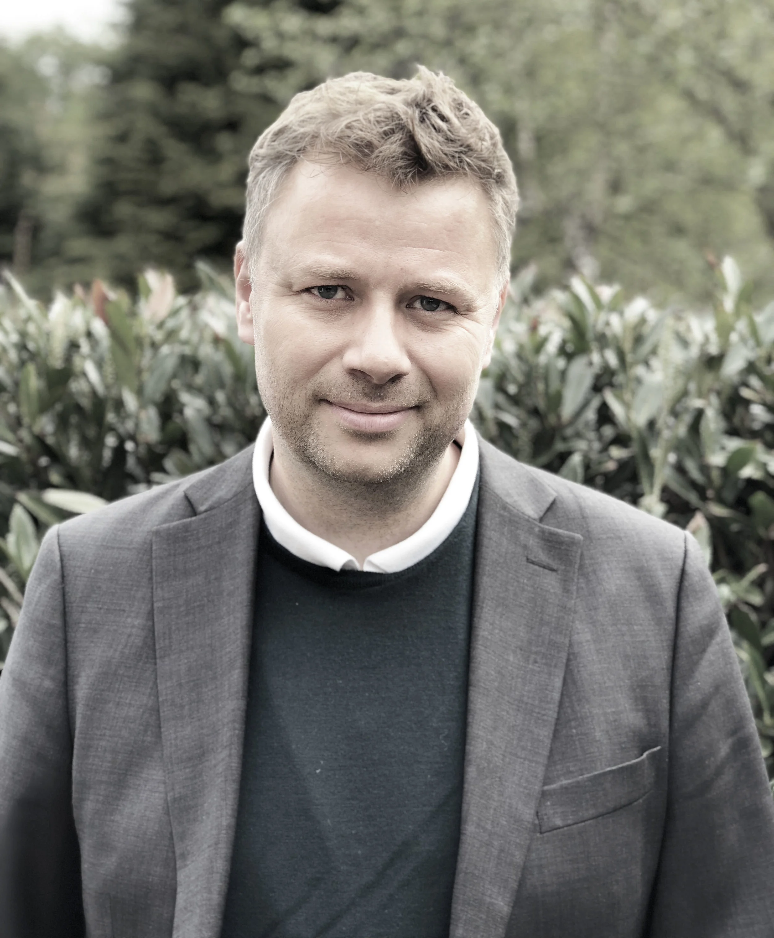 About — Devantiers