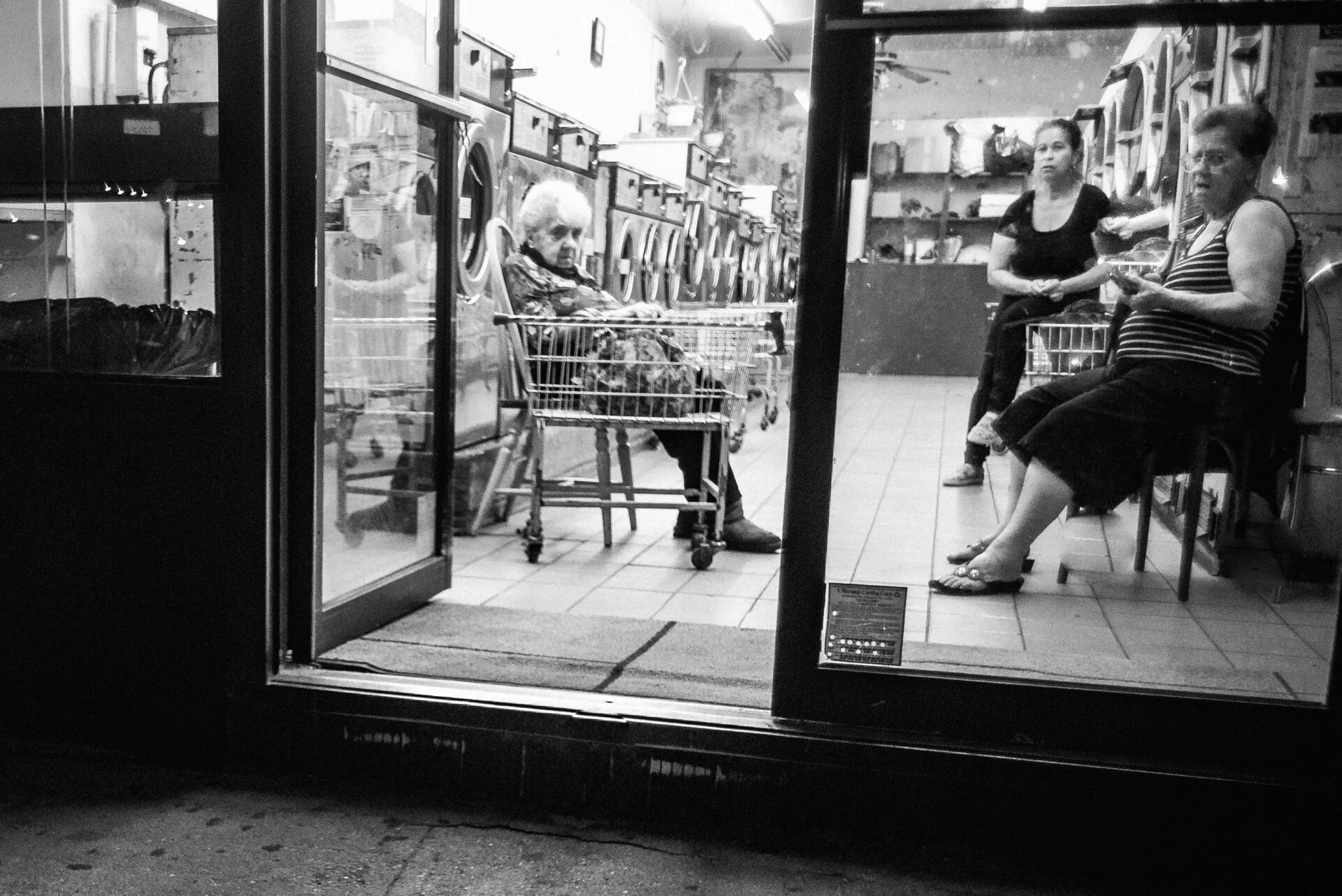 Book Review: Curiosities by Daniel Efram — Analog Forever Magazine