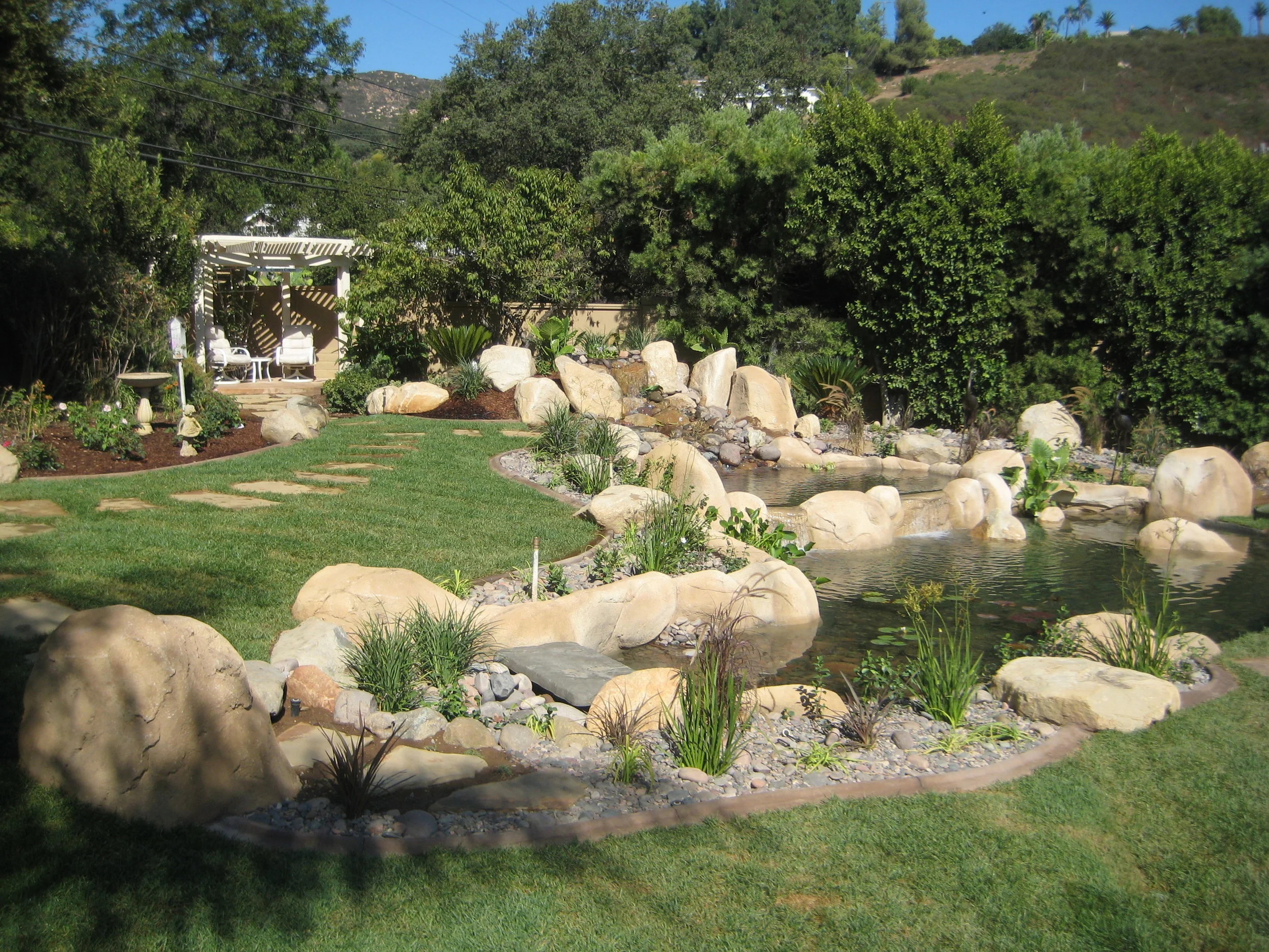 How to Build a Water Feature or Pond with Real & Fake Rock | Dave R ...