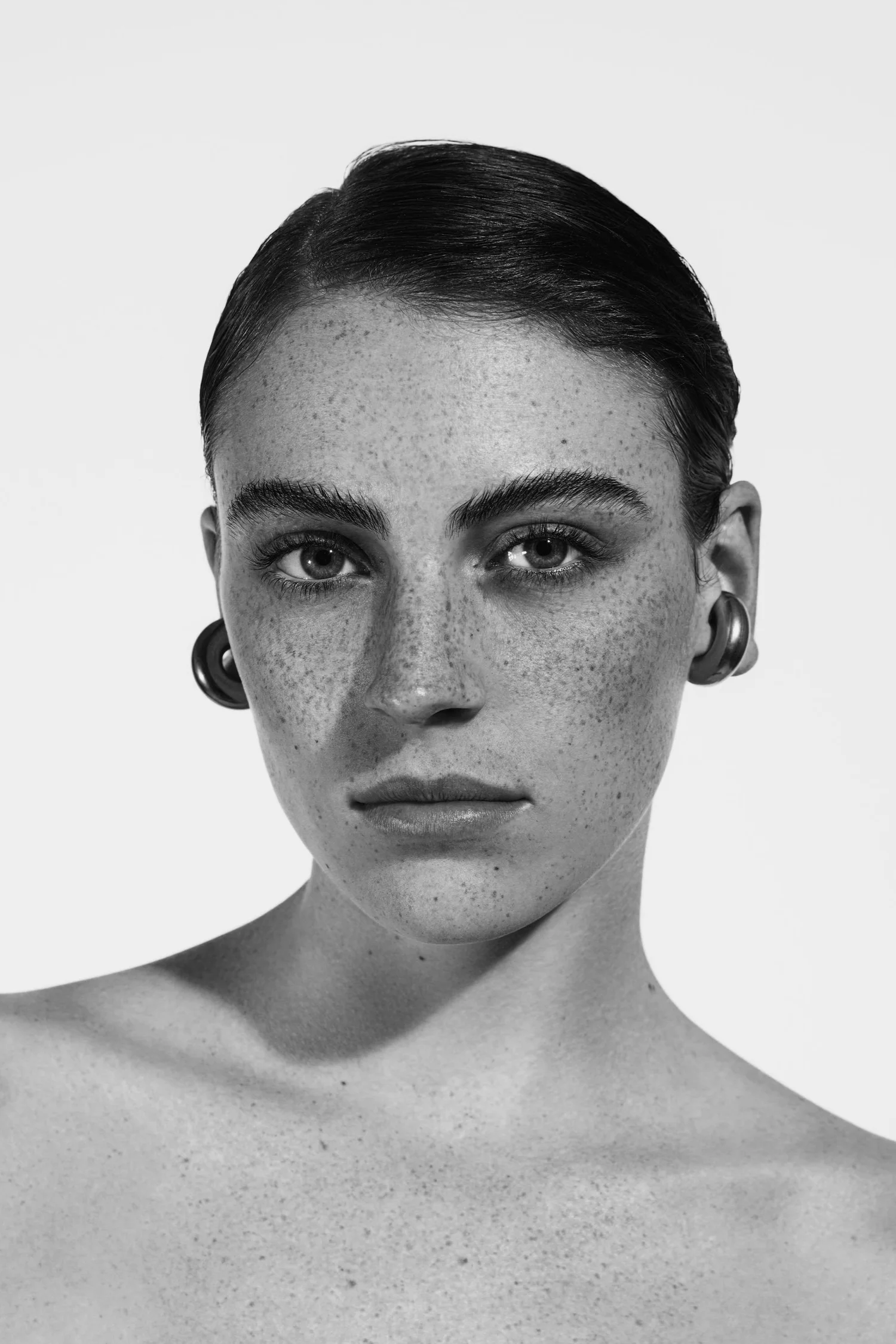 WOMEN — JONES MODEL MANAGEMENT