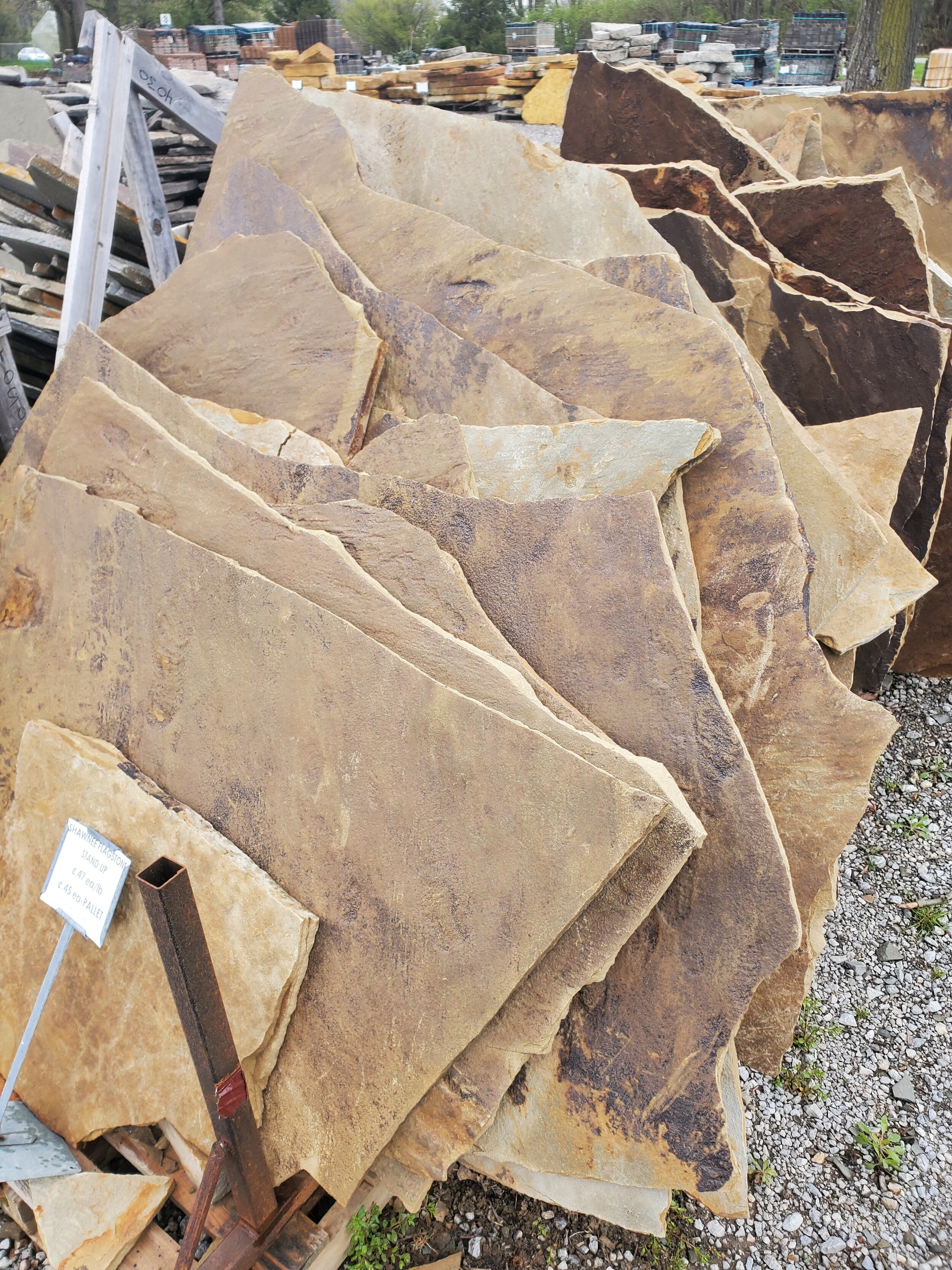 Flagstone — Wrede Rocks & Mulch