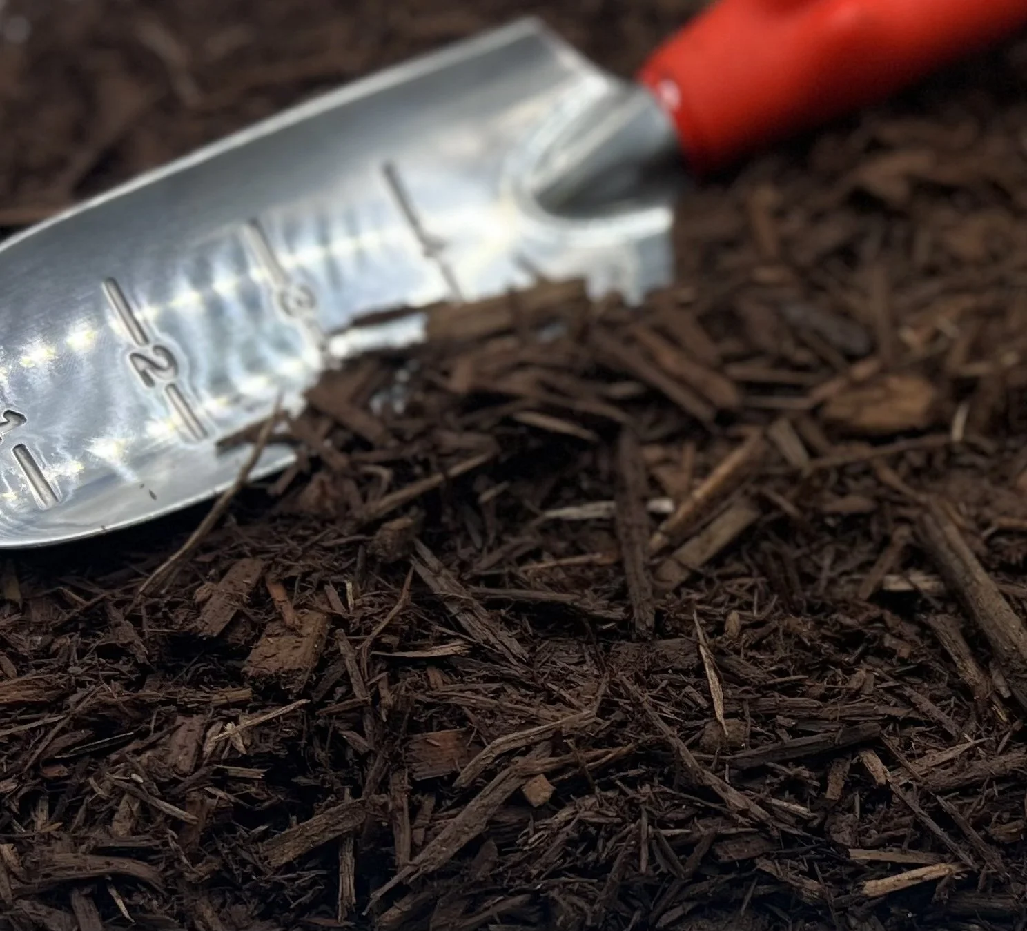 SOIL & MULCH — Wrede Rocks & Mulch