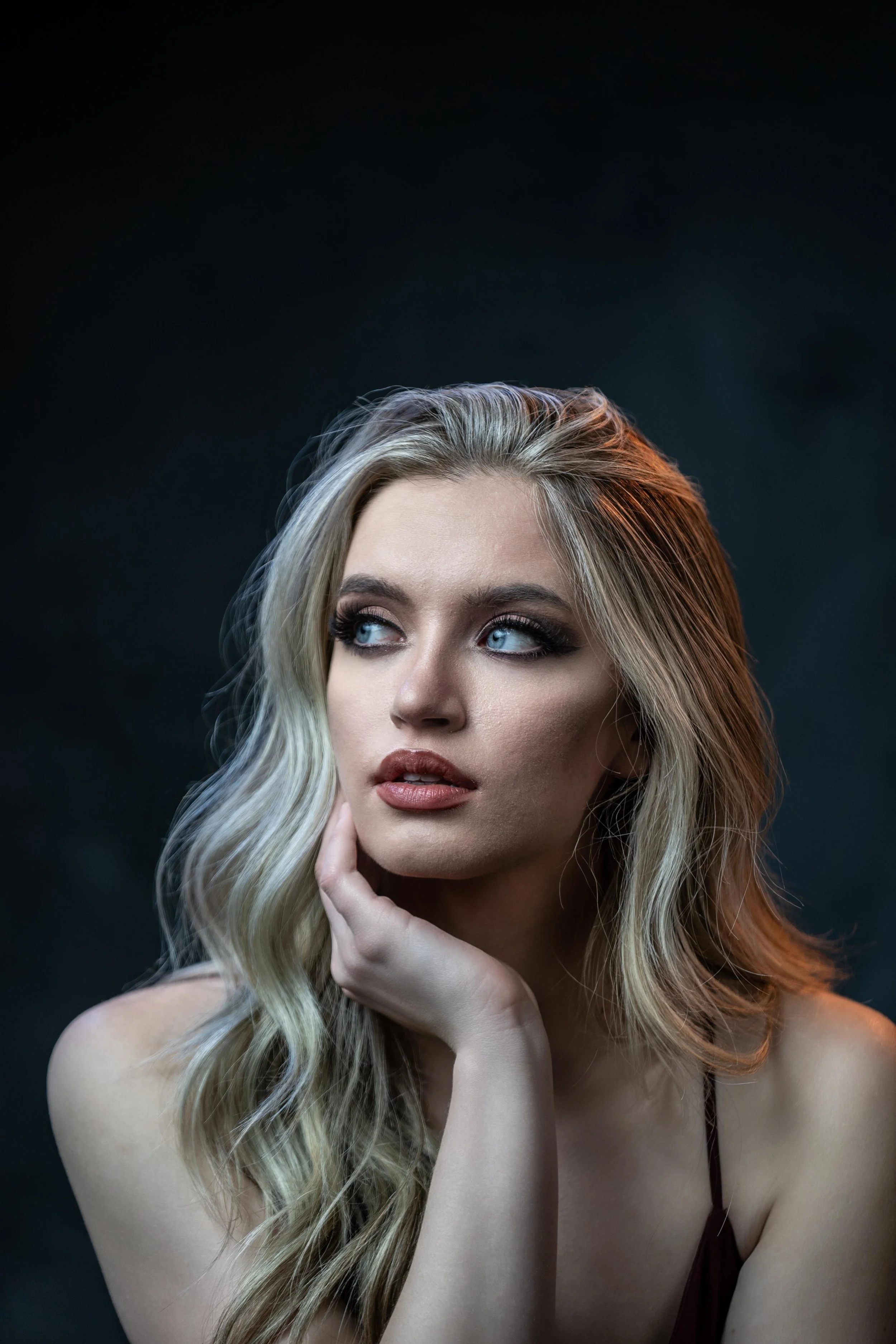 What is the Best Headshot Background? The Definitive Guide for 2025 ...