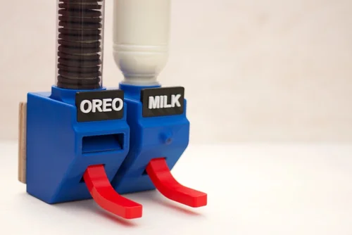 The hands-free Oreo and Milk dispenser - Plans & 3D models — The ...