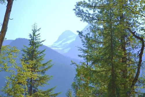 Spectrum Lake Hike — Exploratory Glory Media Travel and Lifestyle Blogs ...