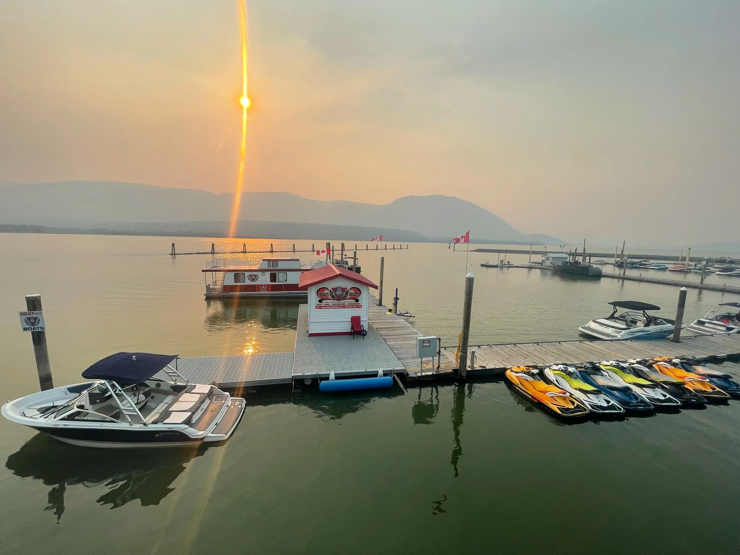Guide to Travel Salmon Arm, British Columbia — Exploratory Glory Media ...