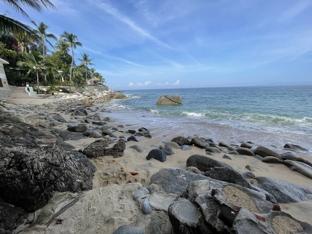 Playa Caballo, Puerto Vallarta — Exploratory Glory Media Travel and ...