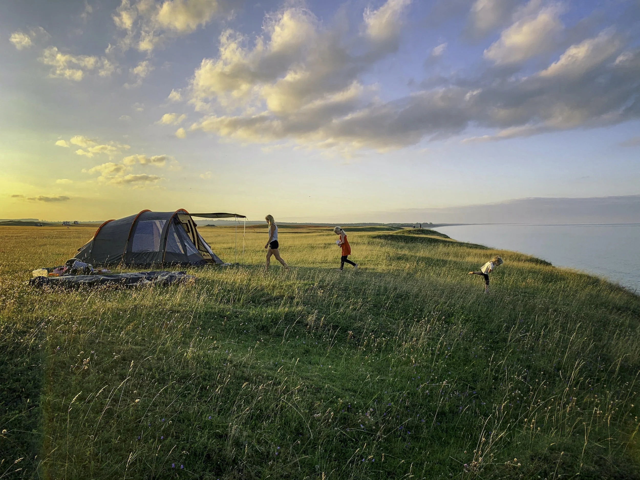Top 12 Essentials for Nature Camping — Exploratory Glory Travel Blog