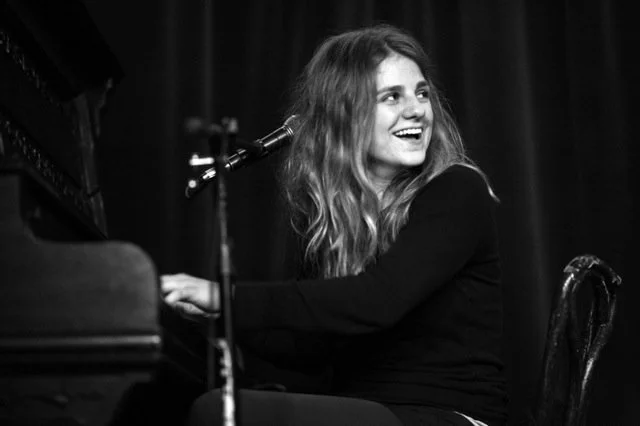 Stephanie Nilles — LAM