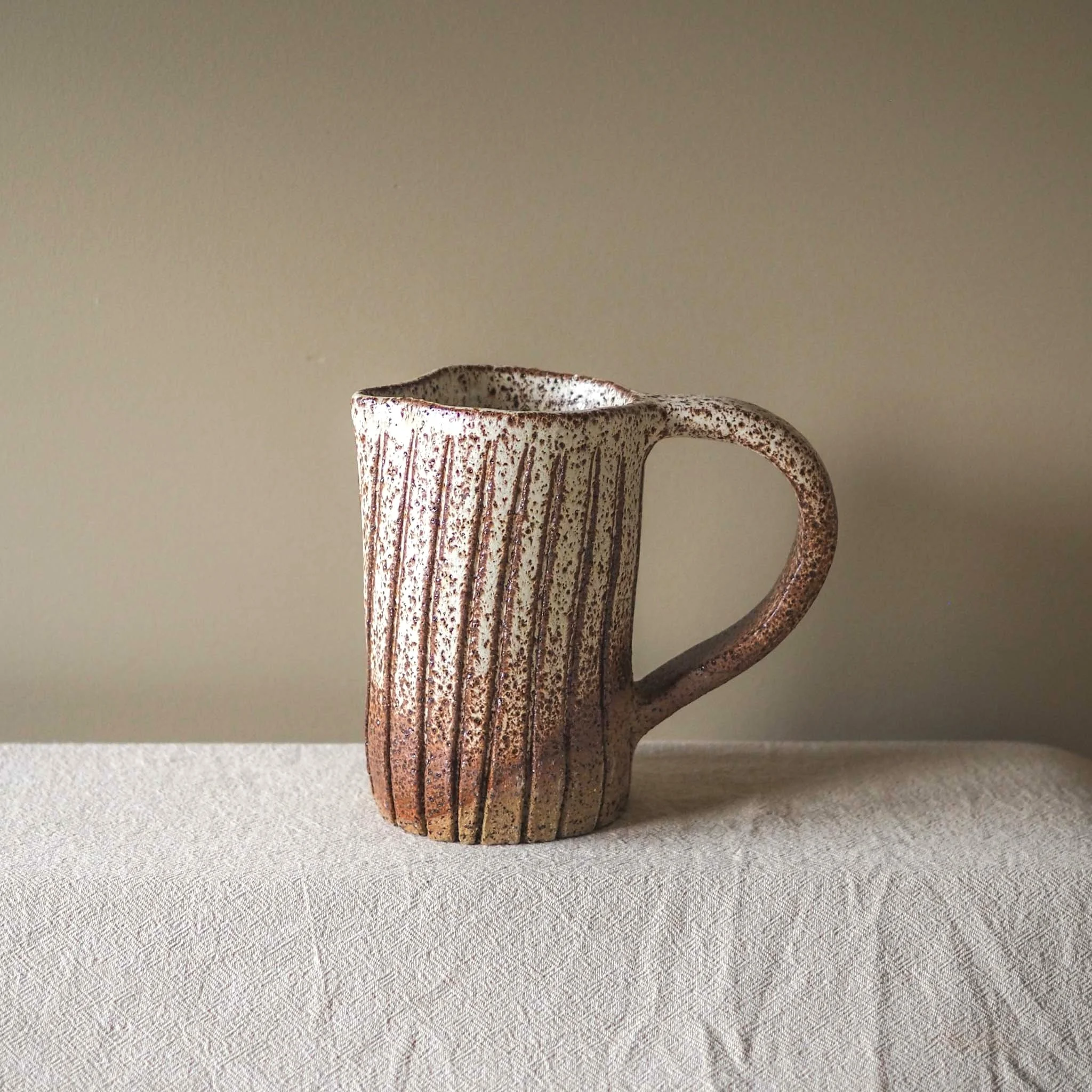 º Ochre Ceramics º