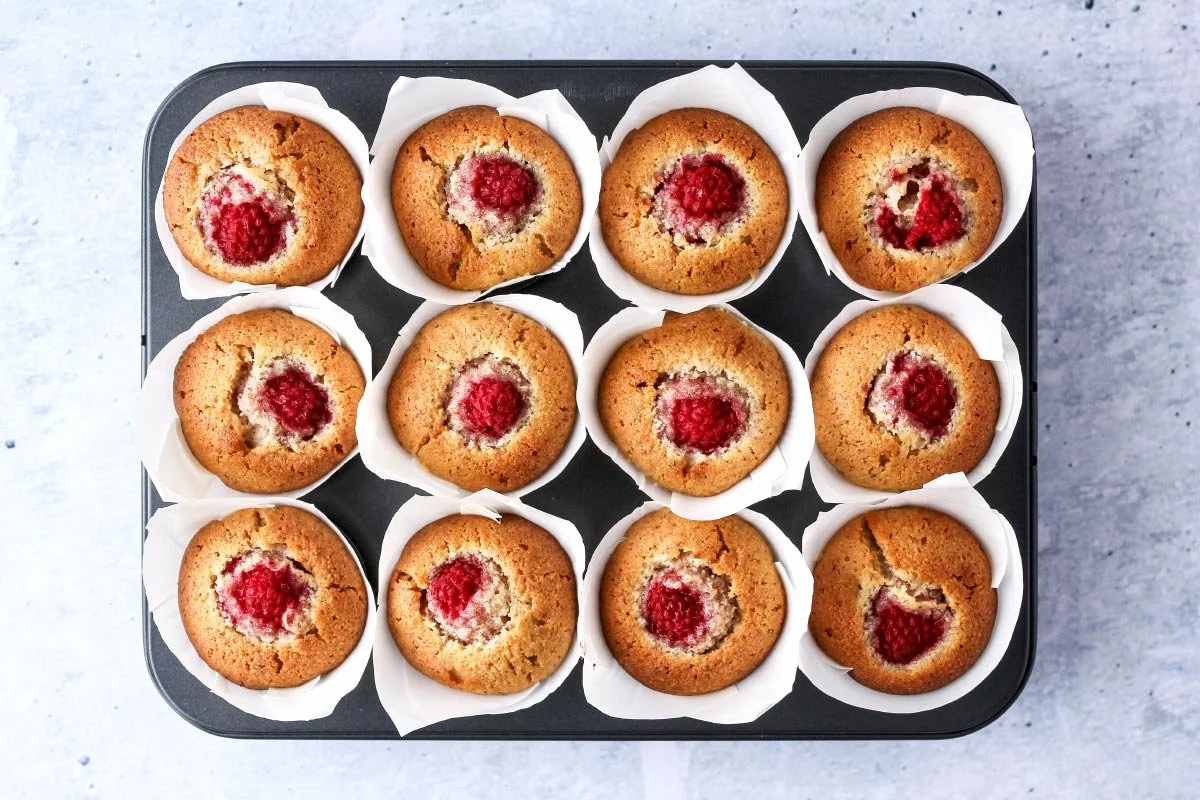 Raspberry friands recipe | a fork and a pencil