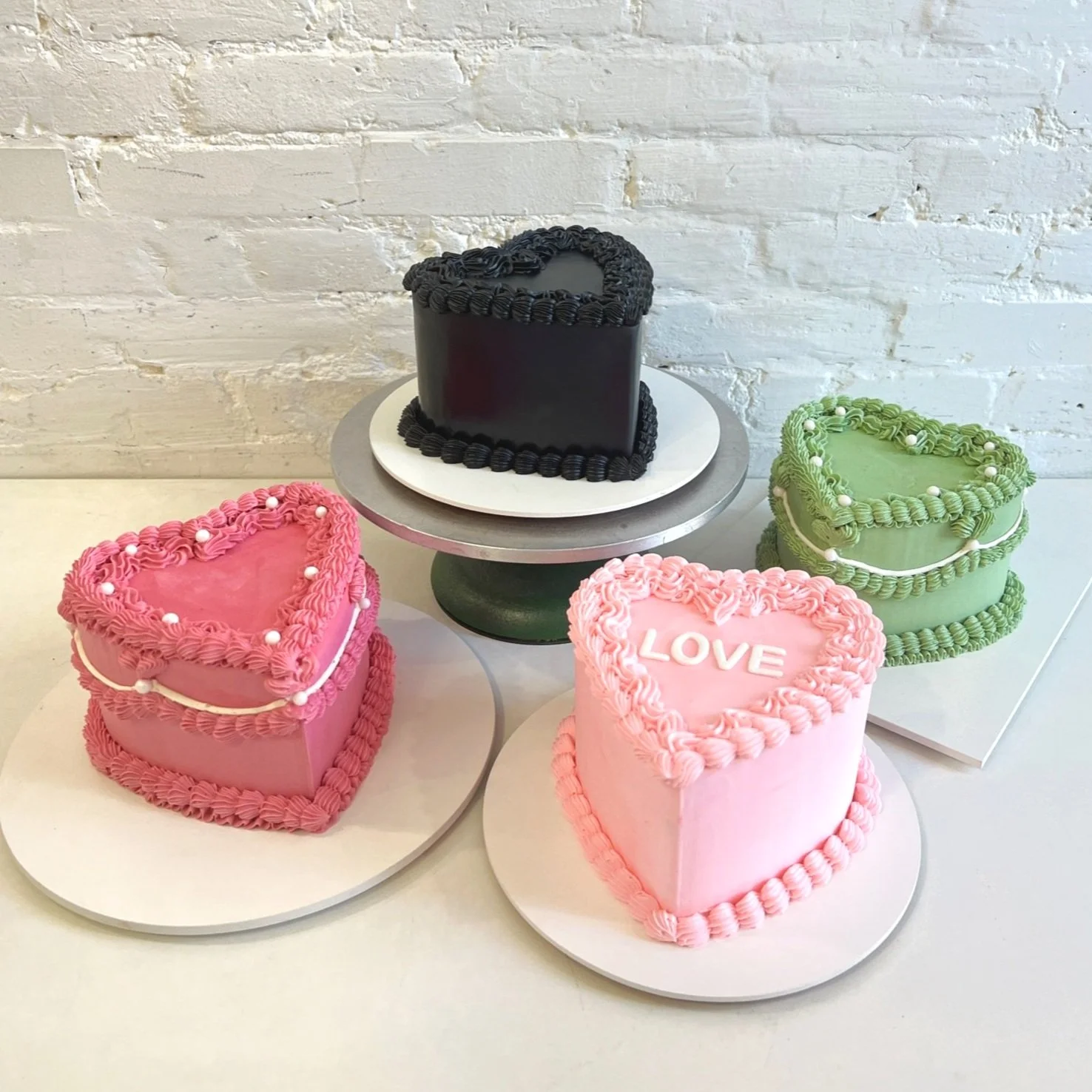 Vintage Heart Box Cake — BCakeNY