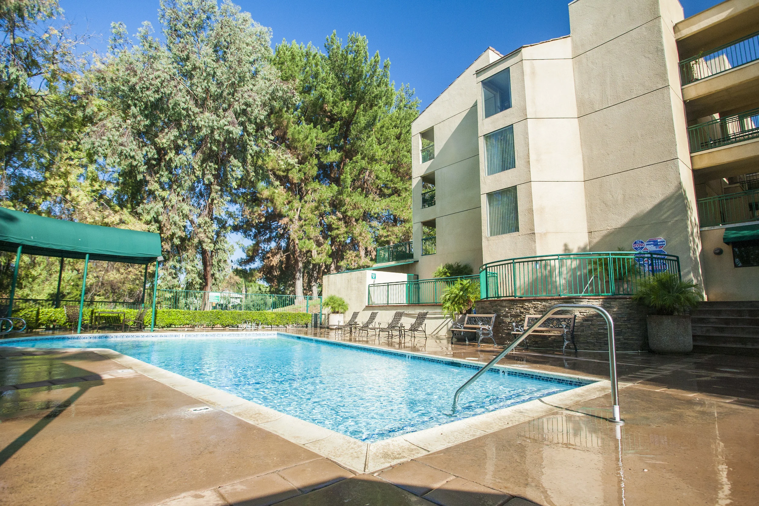 Crown Point Apartments