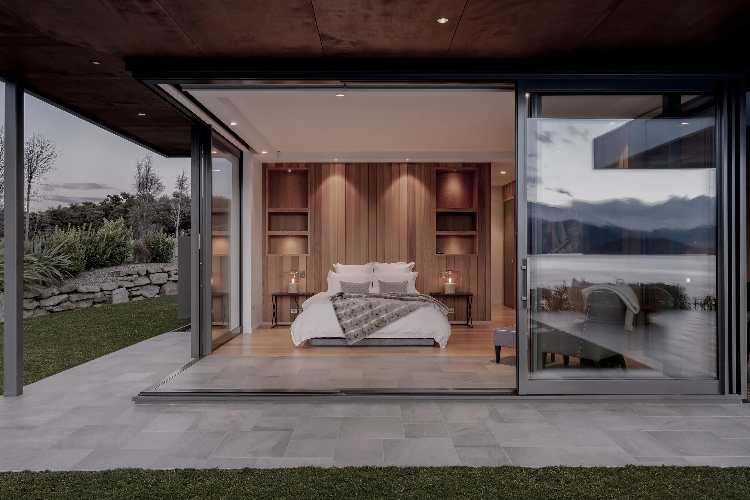ELIŠKA LEWIS ARCHITECTS-The Dacha
