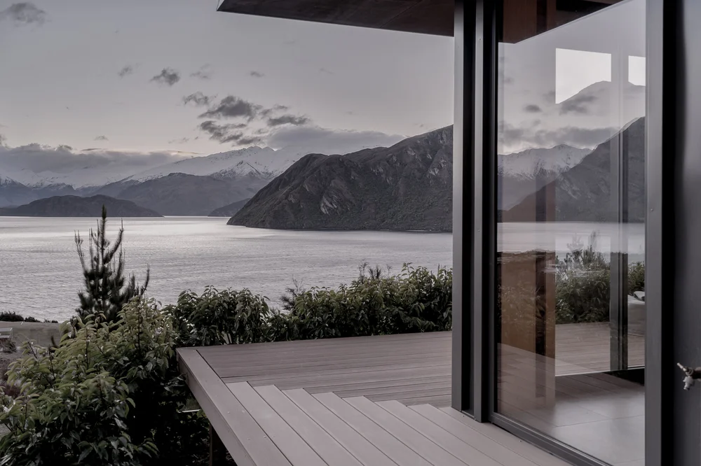 ELIŠKA LEWIS ARCHITECTS-The Dacha