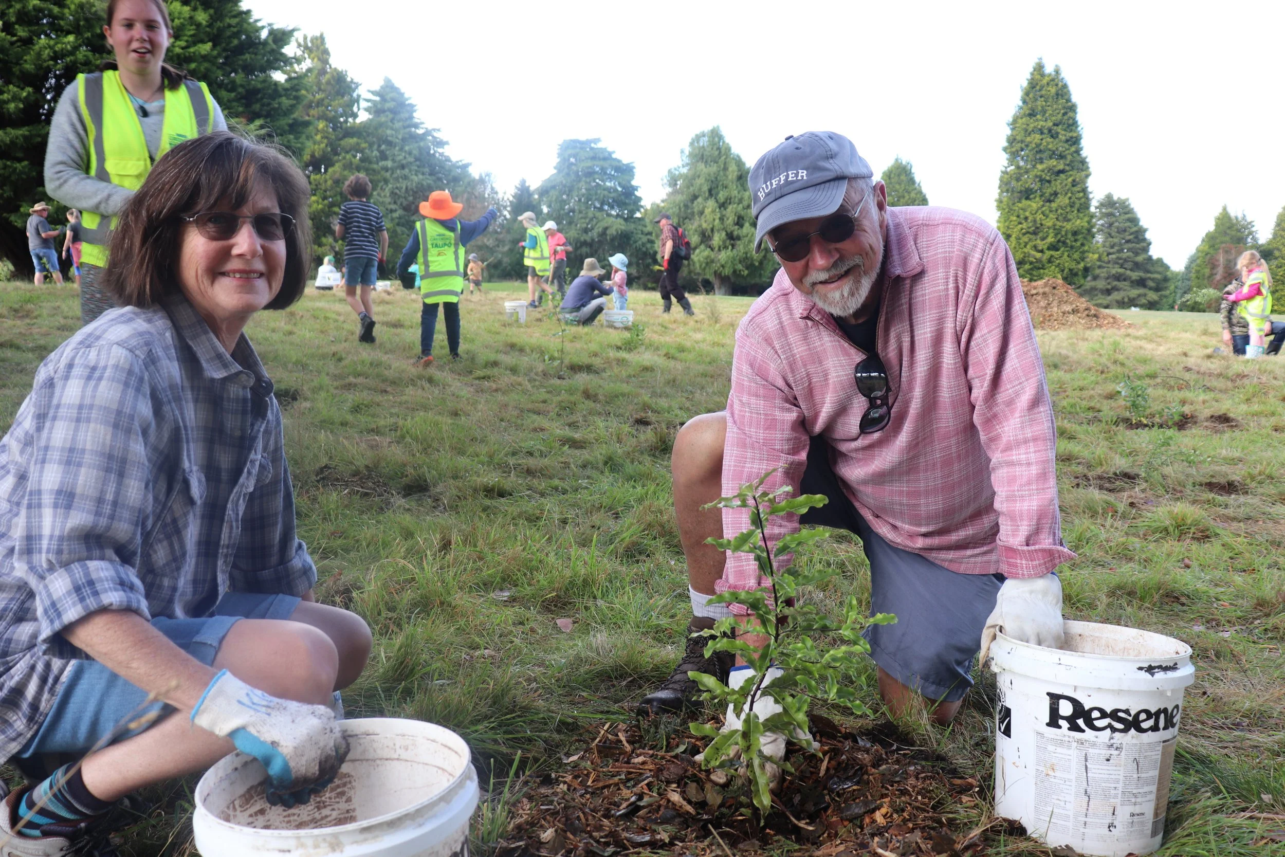 Taupō Golf Club Project Birdlife Planting 2023 — Greening Taupo