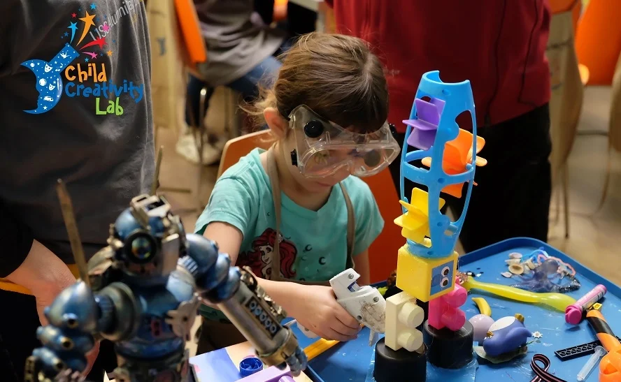 Child Creativity Lab