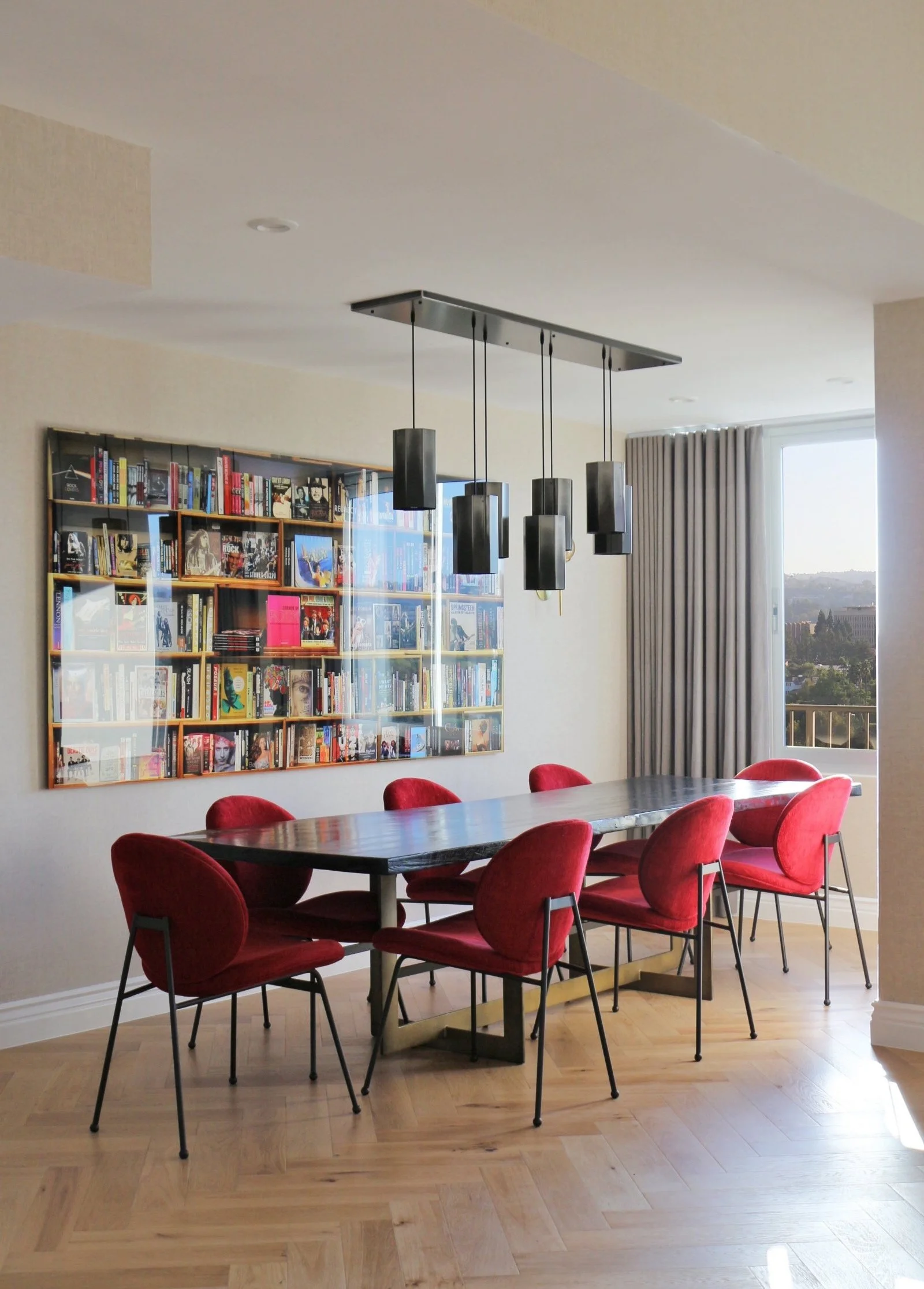Victoria Holly Interiors | High-End Residential LA Interior Designer