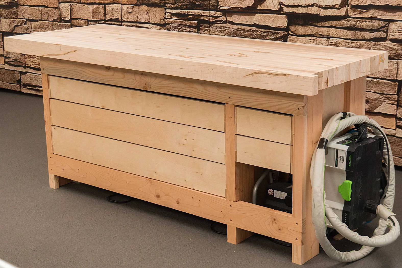 Making The Ultimate Workbench for the Modern Woodworker
