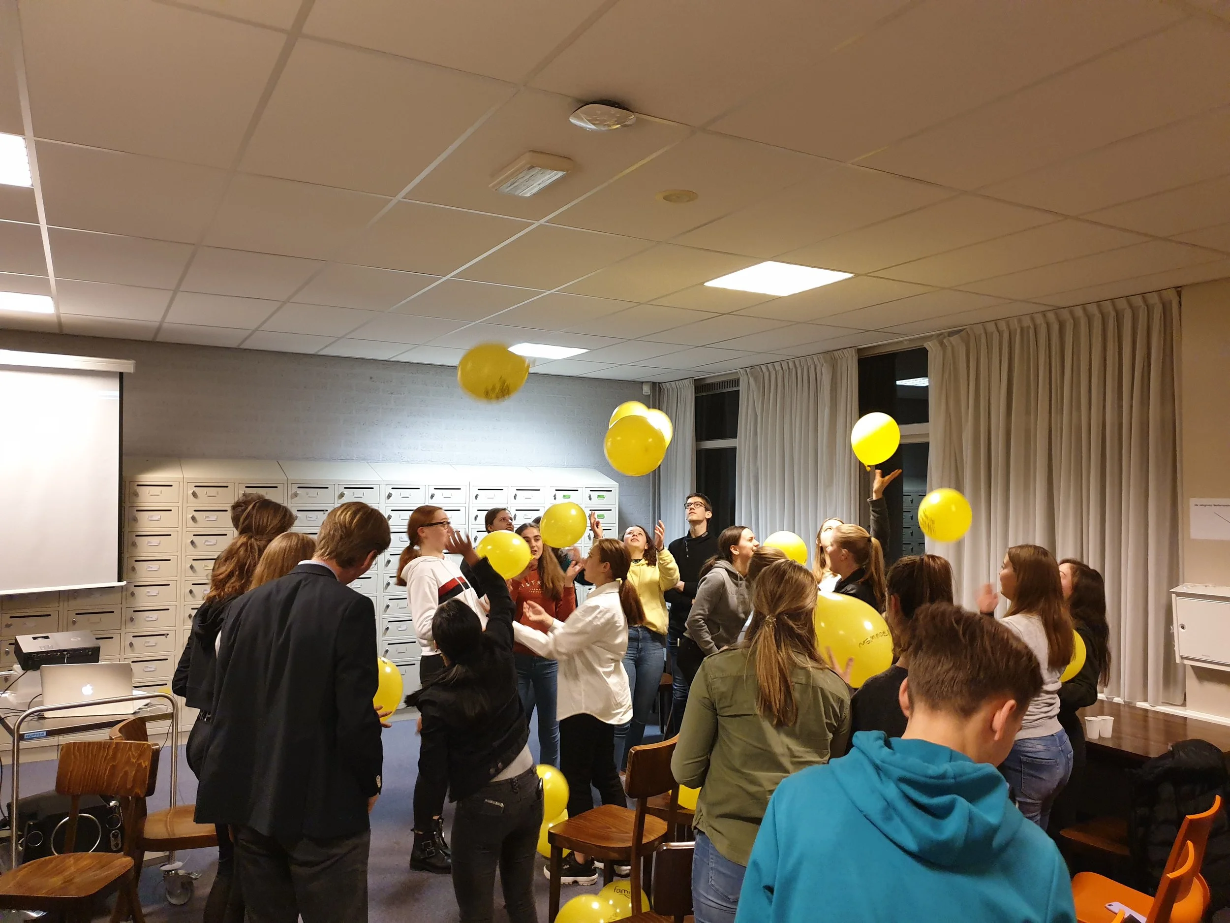 Lezing/workshop onderstroom — Re-story