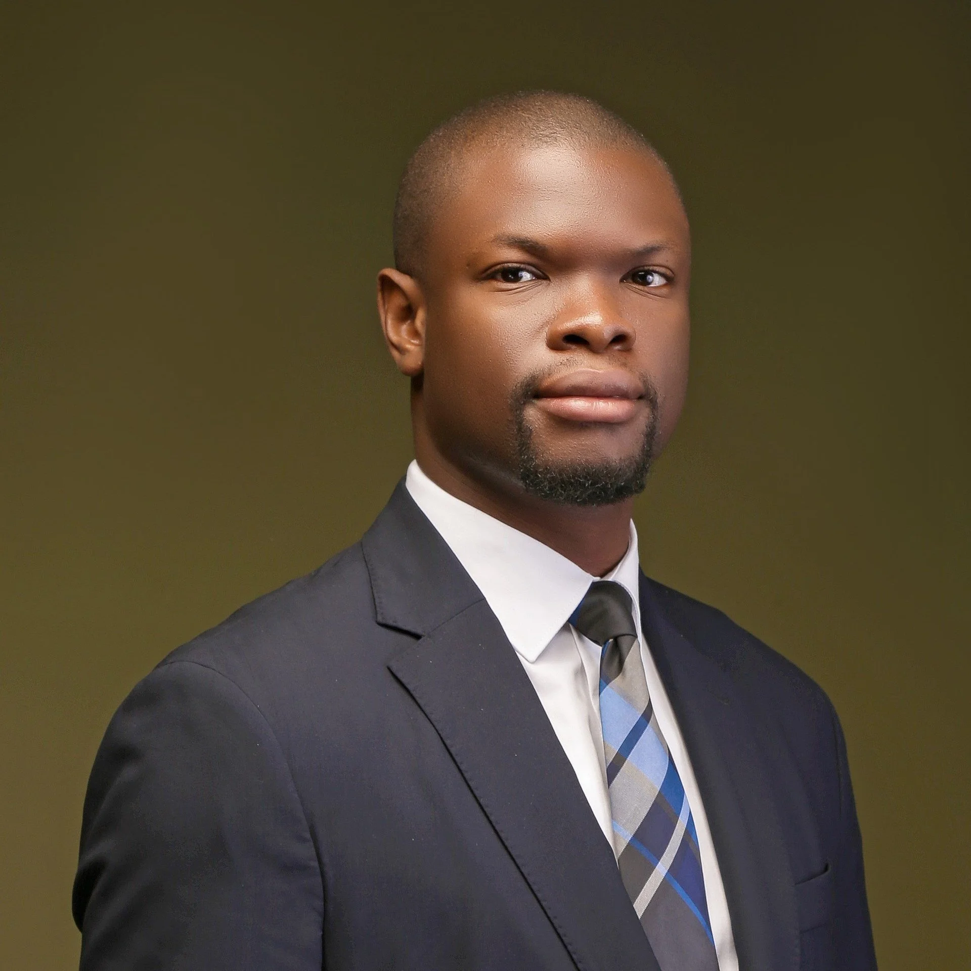 Establishing relationships in interbank lending markets: The role of ...