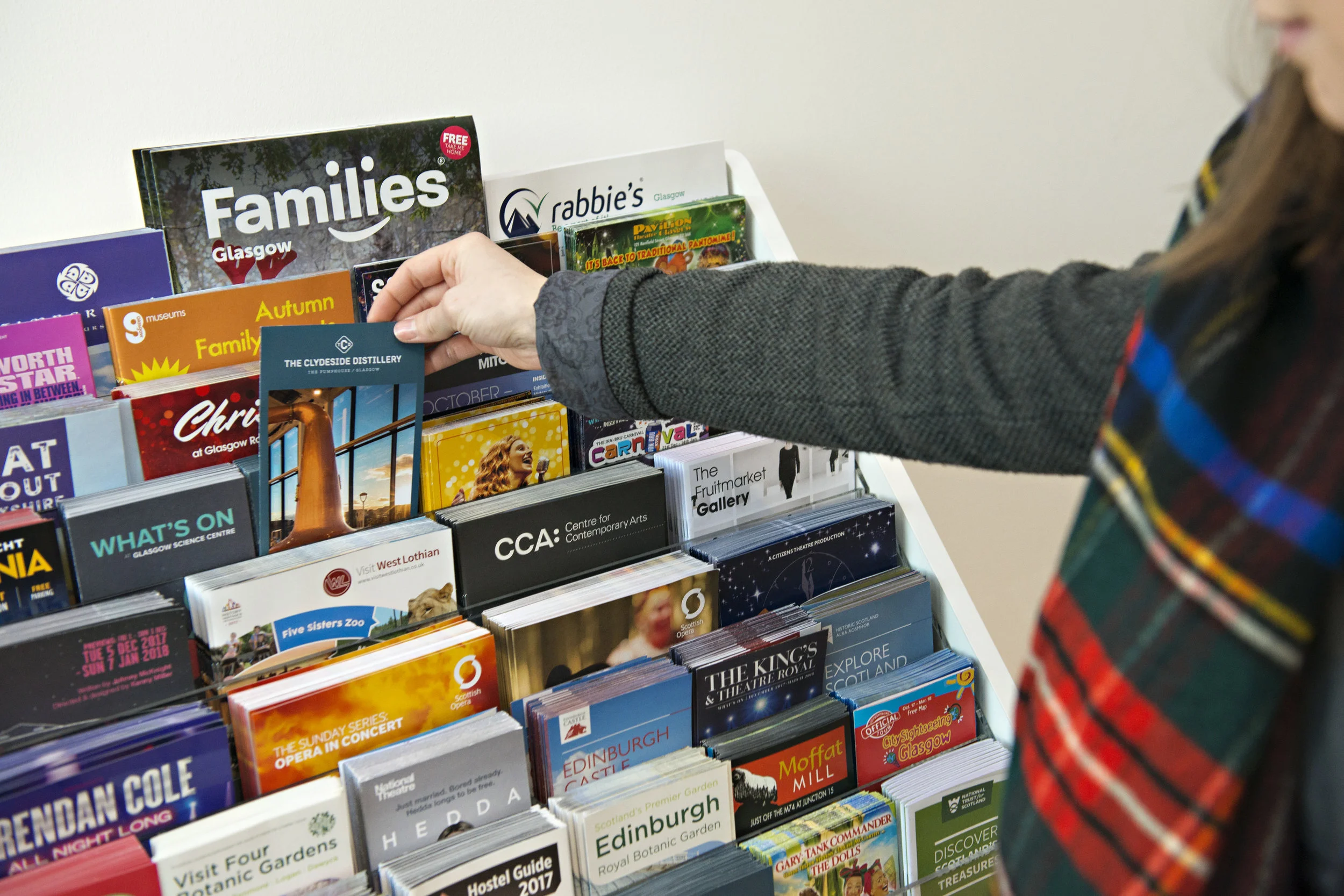 Direct Distribution - distribution and display of leaflets, brochures ...