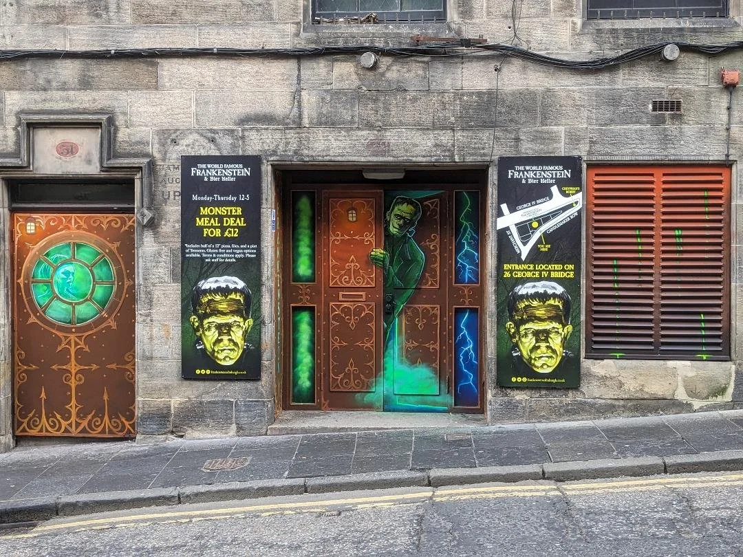 Ross MacRae Art, Murals Paintings, Street Art