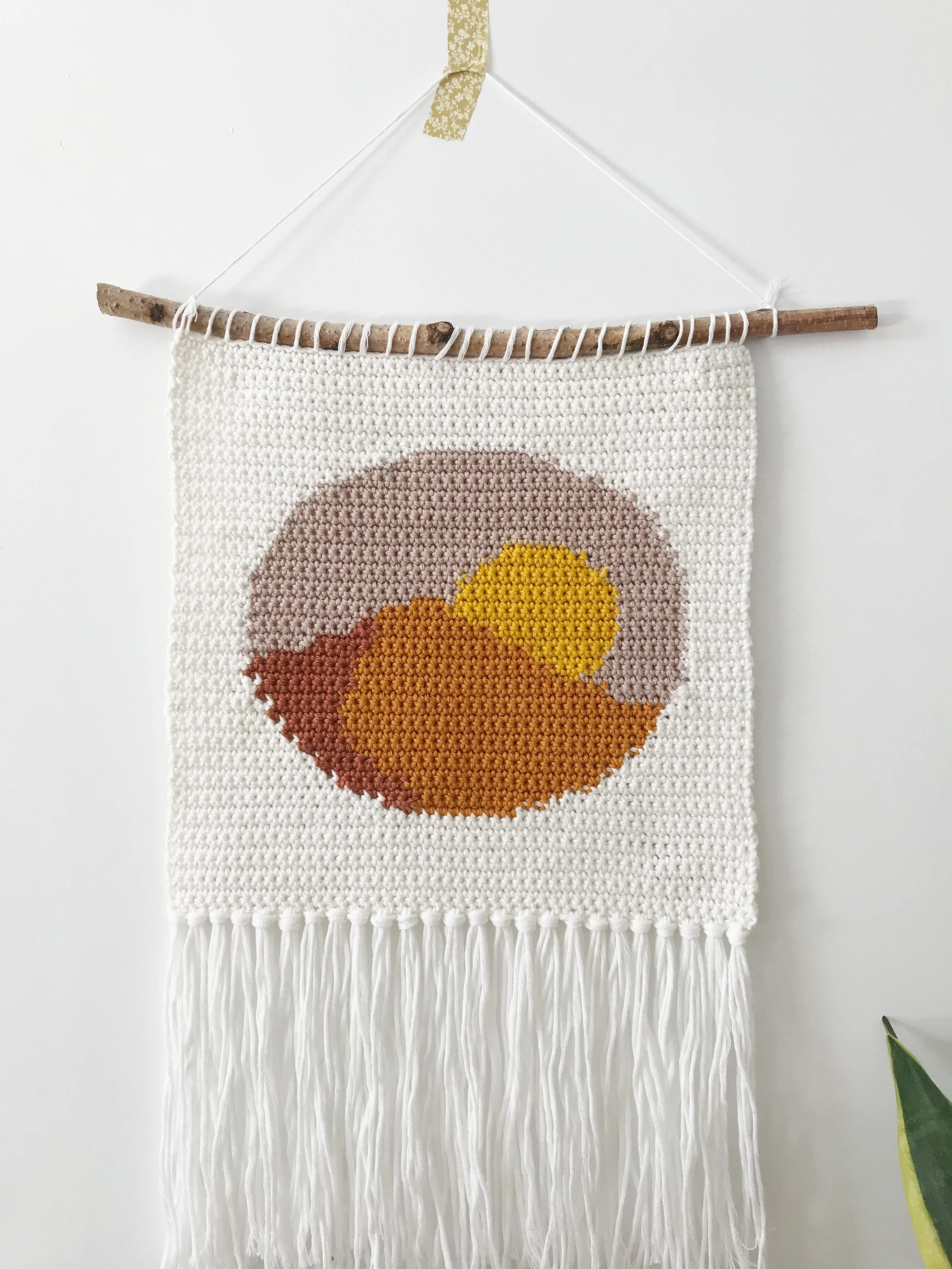 Desert Arch Wall Hanging - crochet pattern — logii