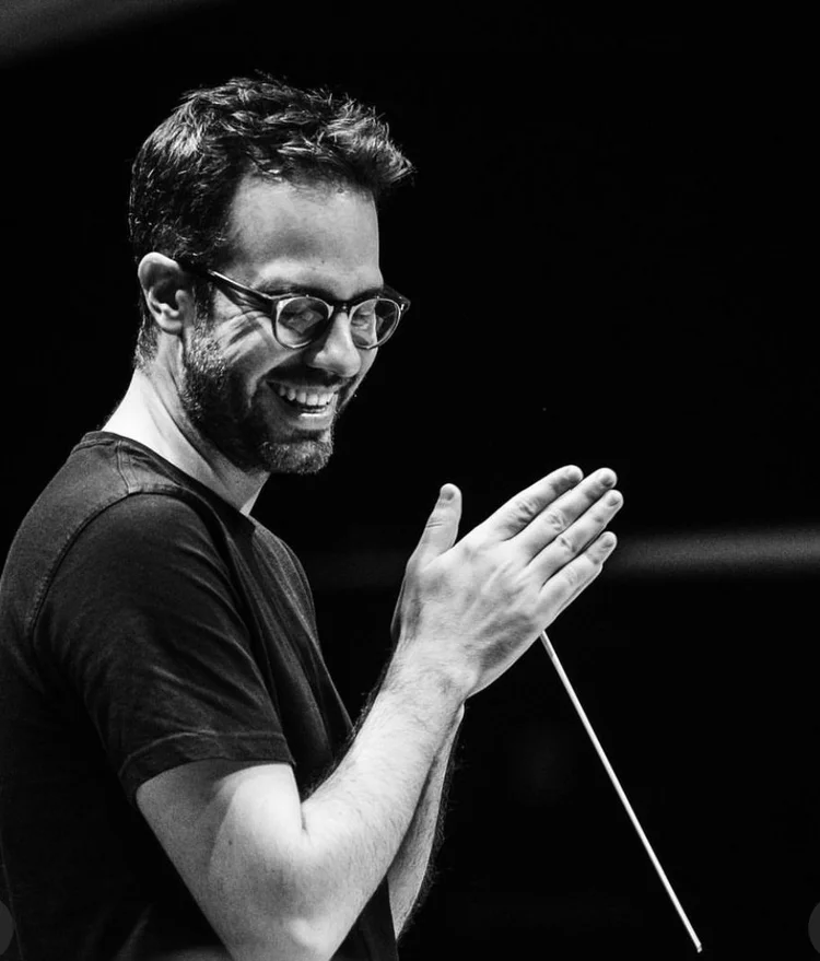 About — Dinis Sousa