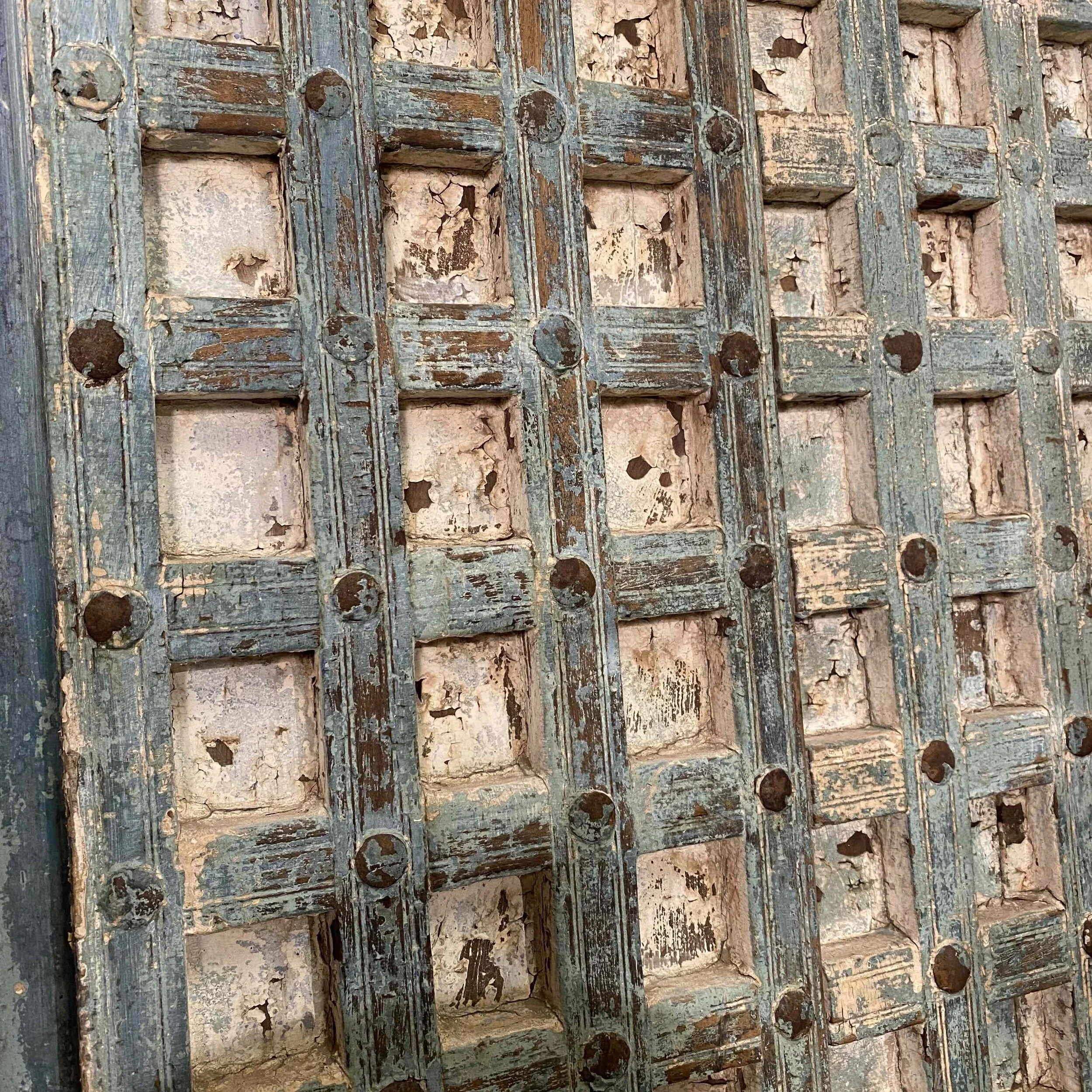 Indian Decorative Shutters, 2 — Cargo Inc