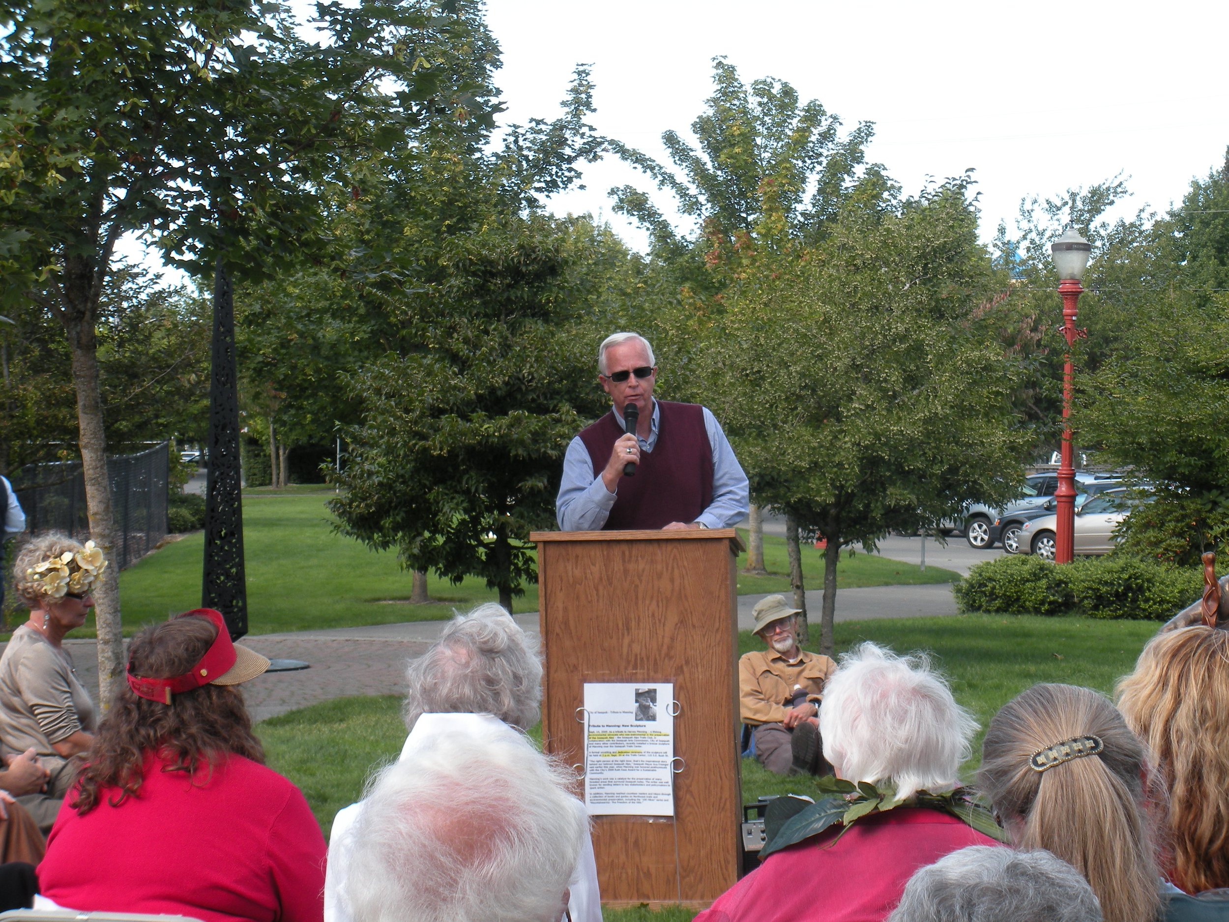 Looking Back: The Harvey Manning Statue Project — Issaquah Alps Trails Club