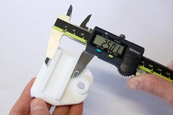 Tolerance and Accuracy of 3D Printing Technologies — 3D People UK