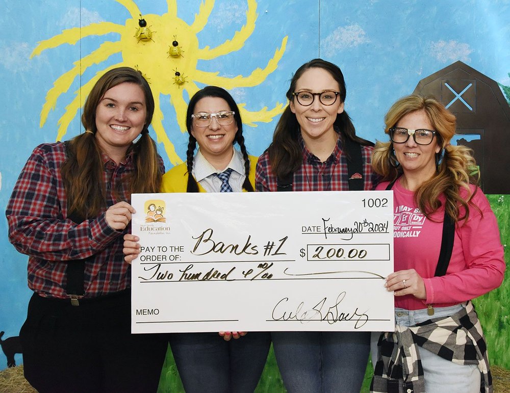 Adult Spelling Bee teams put the f-u-n in fundraiser — Neuse News