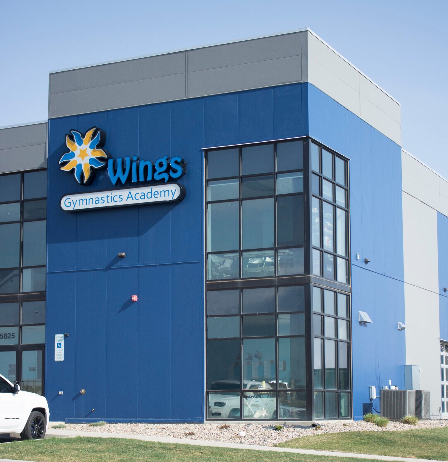 The Perfect Commercial Building Solution — Raeco Builders // Custom ...