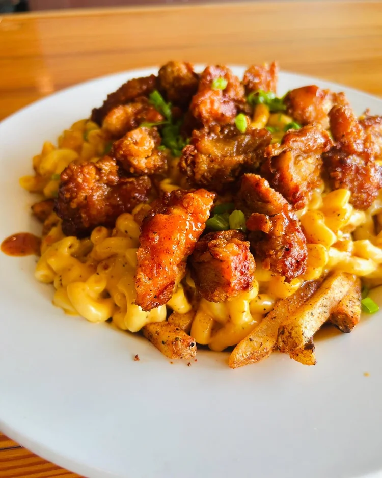 Eat — Logan Tavern