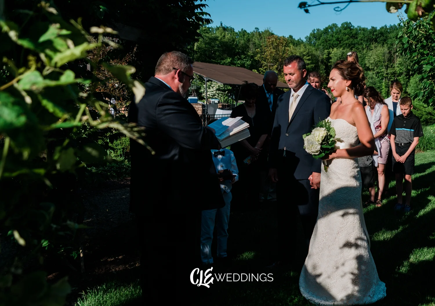 Jeana & Justin's Wedding Teasers — CLE Weddings