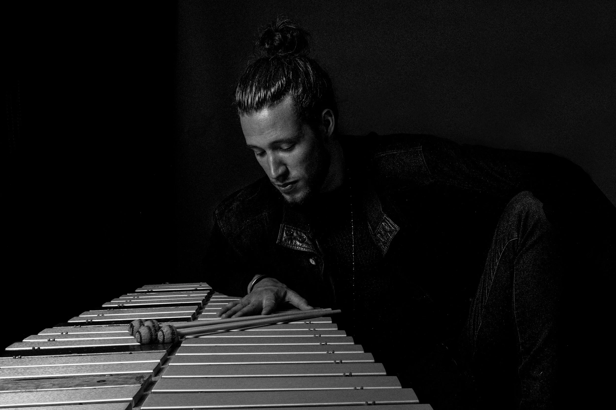 Biography — Simon Moullier