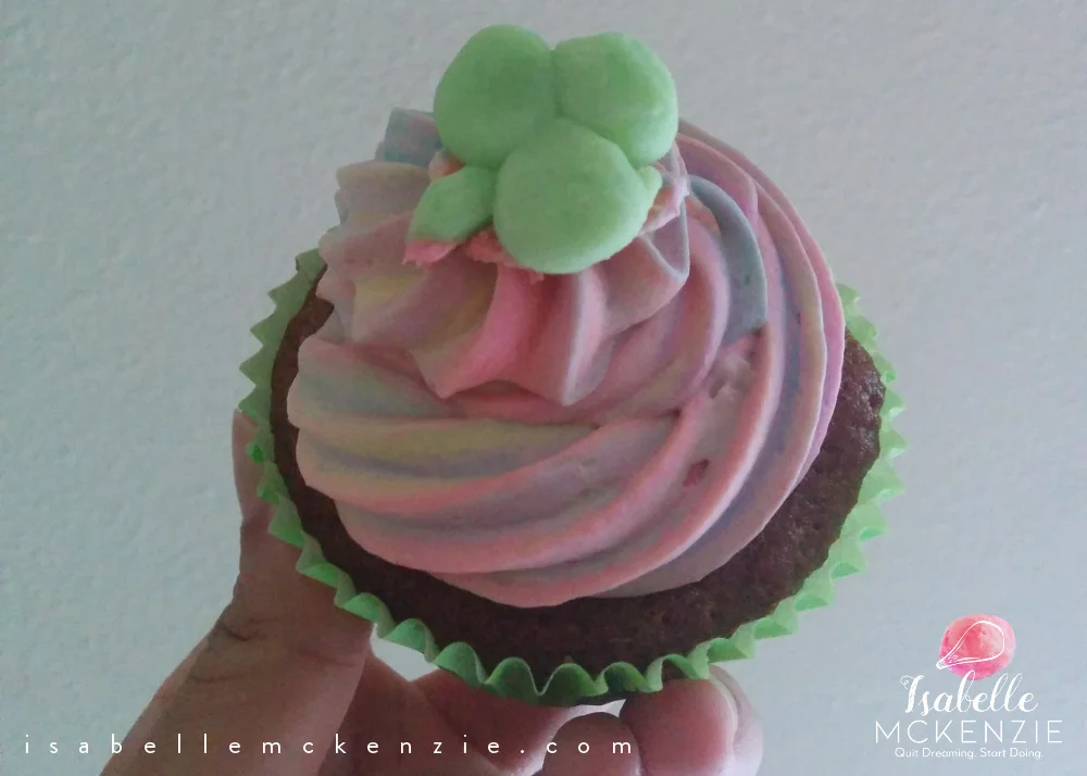 St. Patrick's Day Red Velvet Clover Cupcakes with Rainbow French ...
