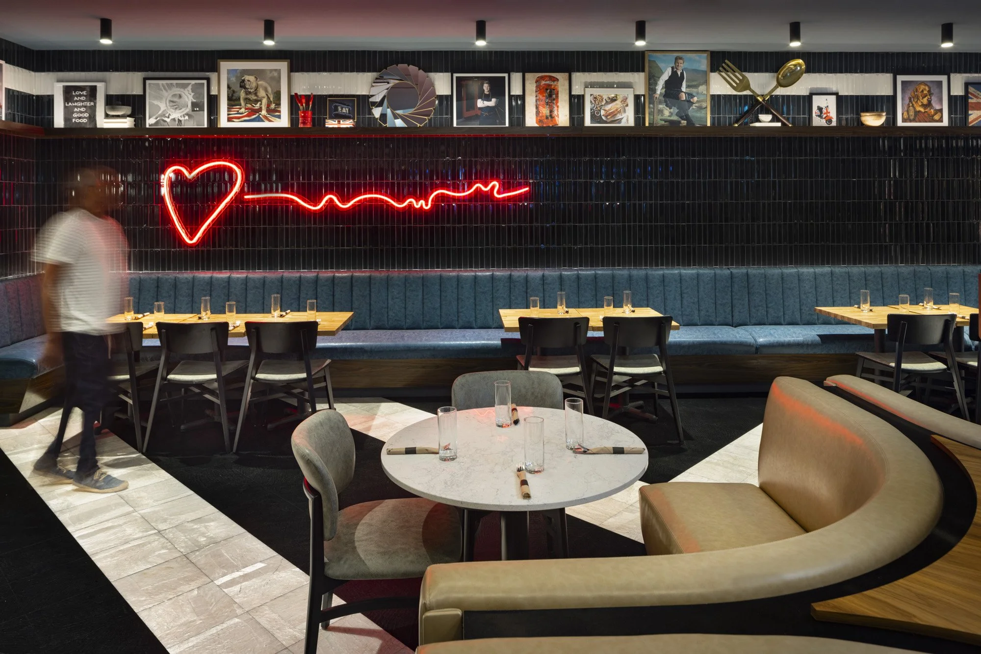 Inside Design Studio - Gordon Ramsay Burger Restaurant