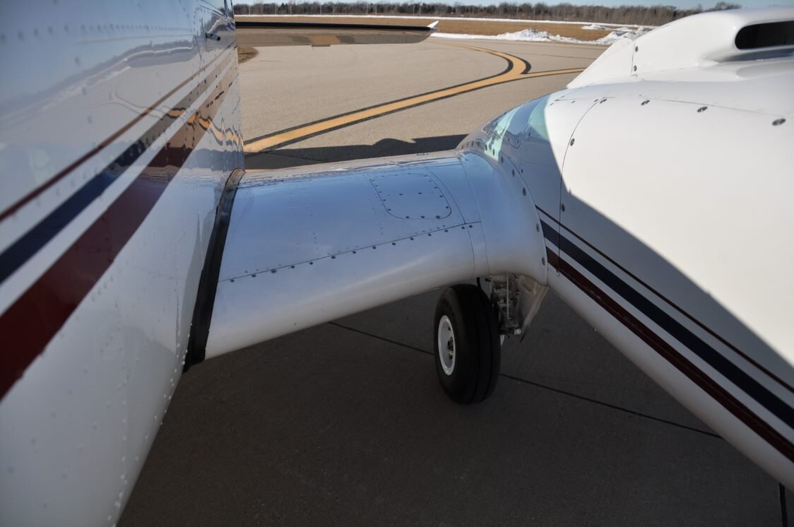 1980 Beechcraft Baron E55 — AKC AVIATION