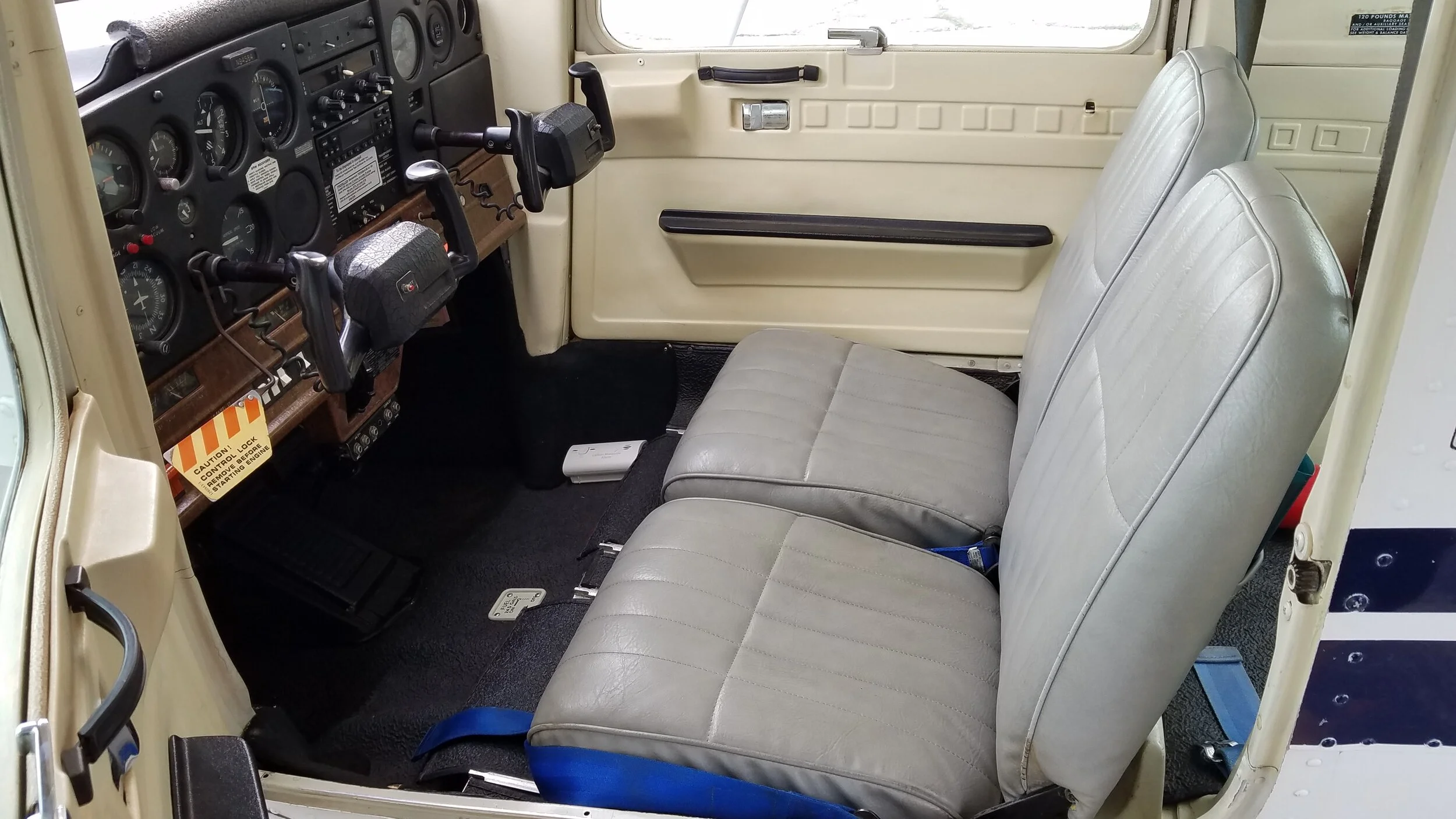 1983 CESSNA 152 II — AKC AVIATION