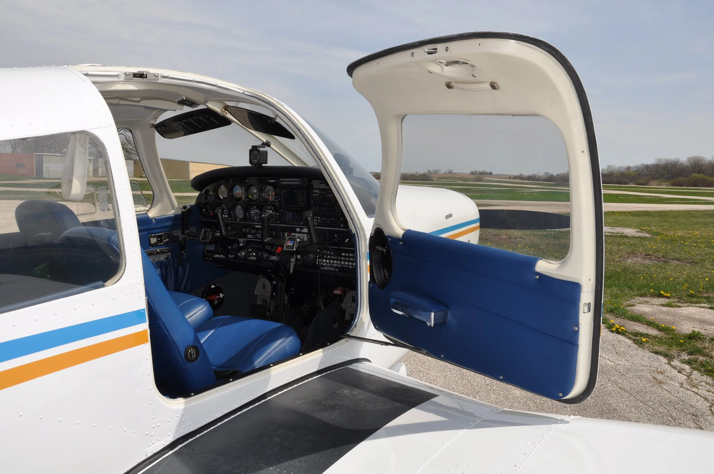 1979 Piper Warrior available for purchase! — AKC AVIATION