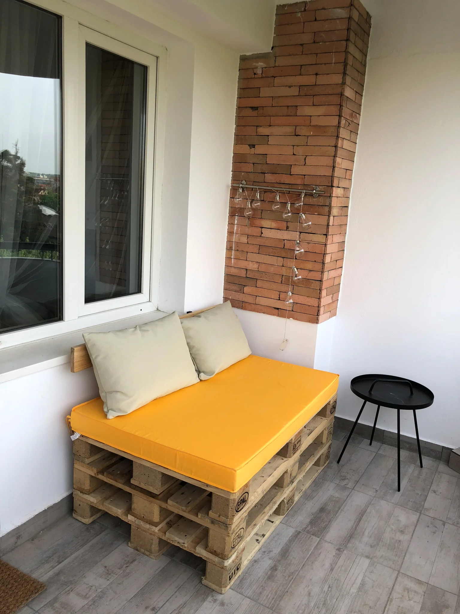 Modern Apartment — Amazing Apartments