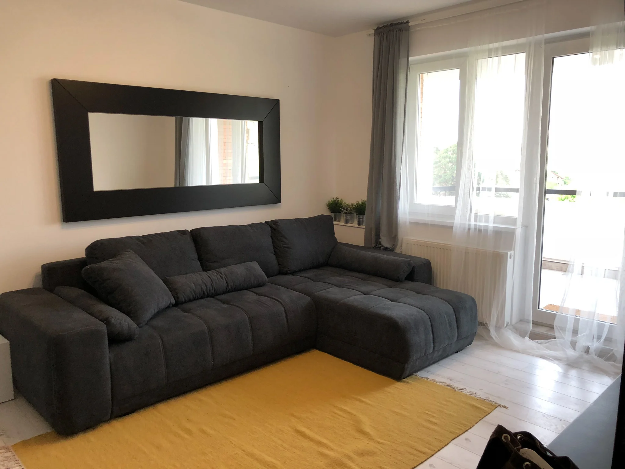 Modern Apartment — Amazing Apartments