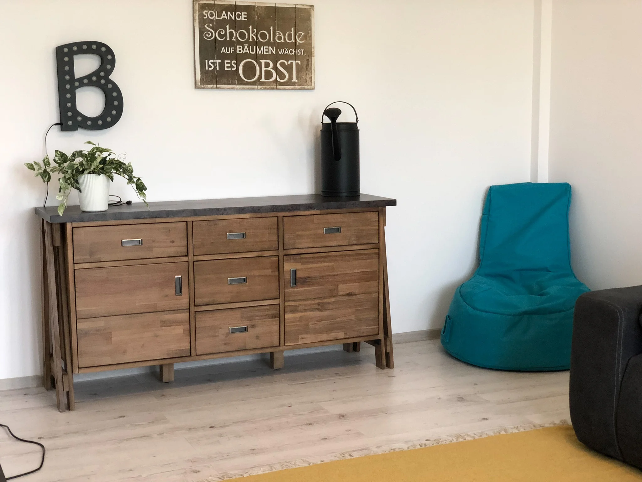 Modern Apartment — Amazing Apartments