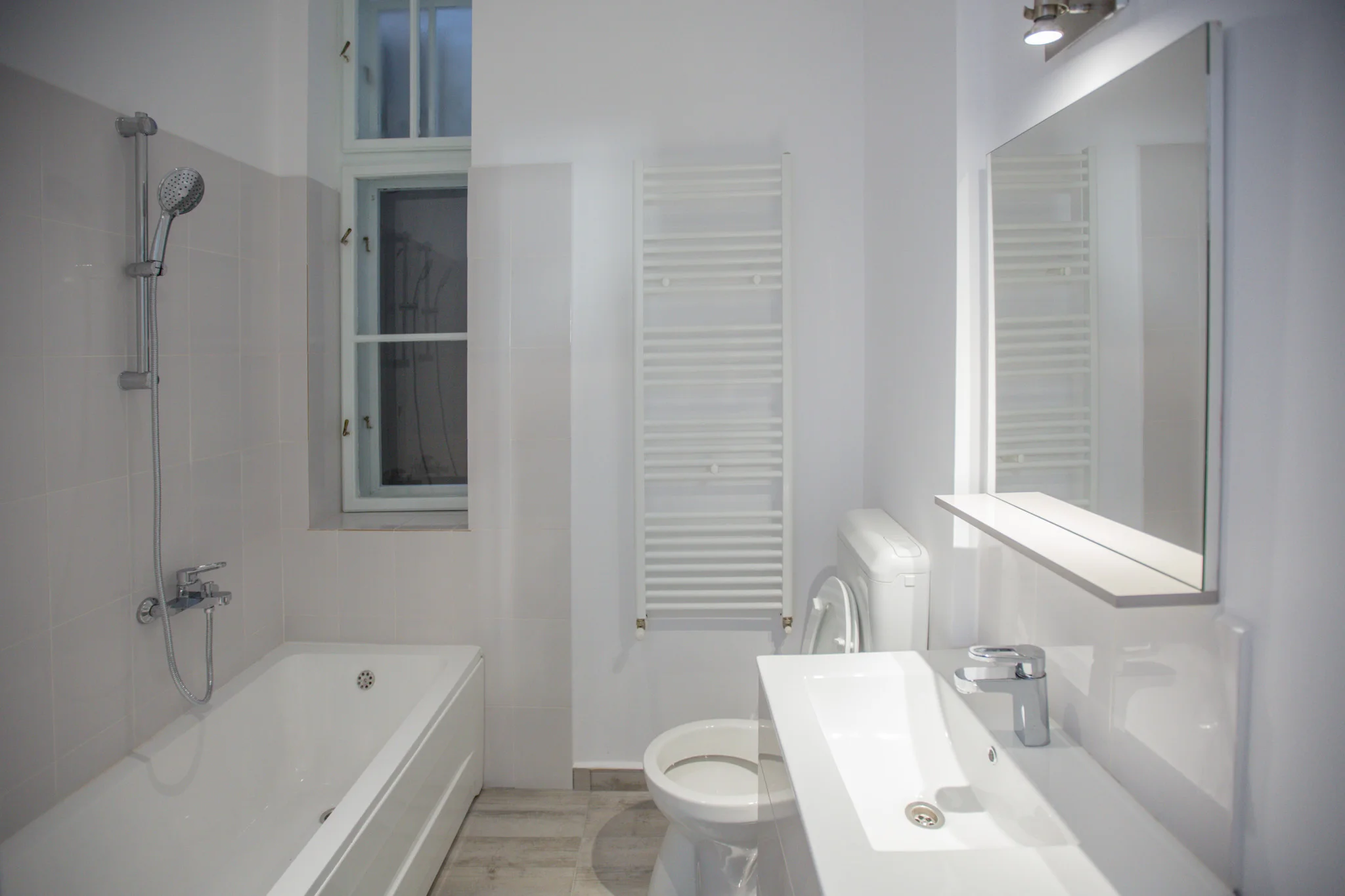 Cozy Apartment — Amazing Apartments