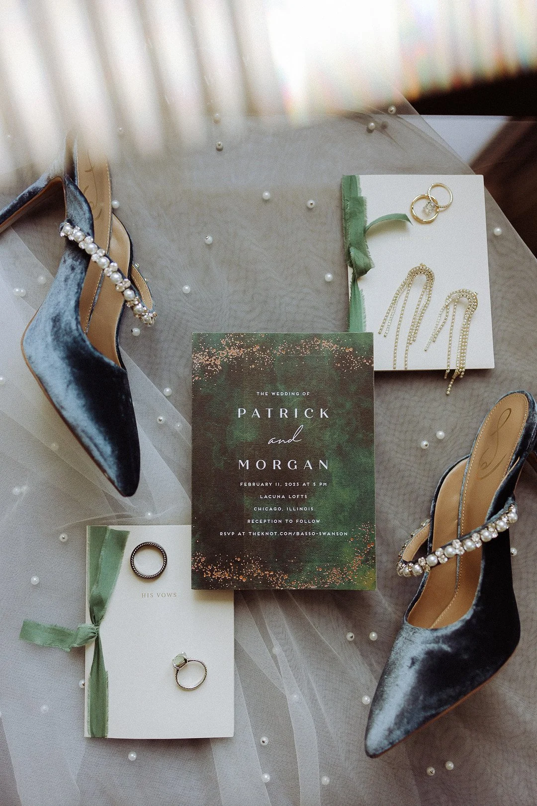 Artsy Chicago Winter Wedding — CHI thee WED