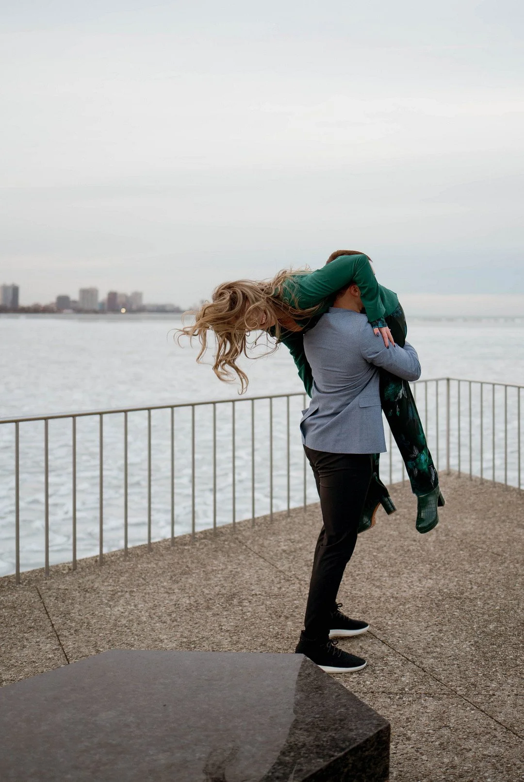Downtown Chicago Day to Night Engagement Session — CHI thee WED